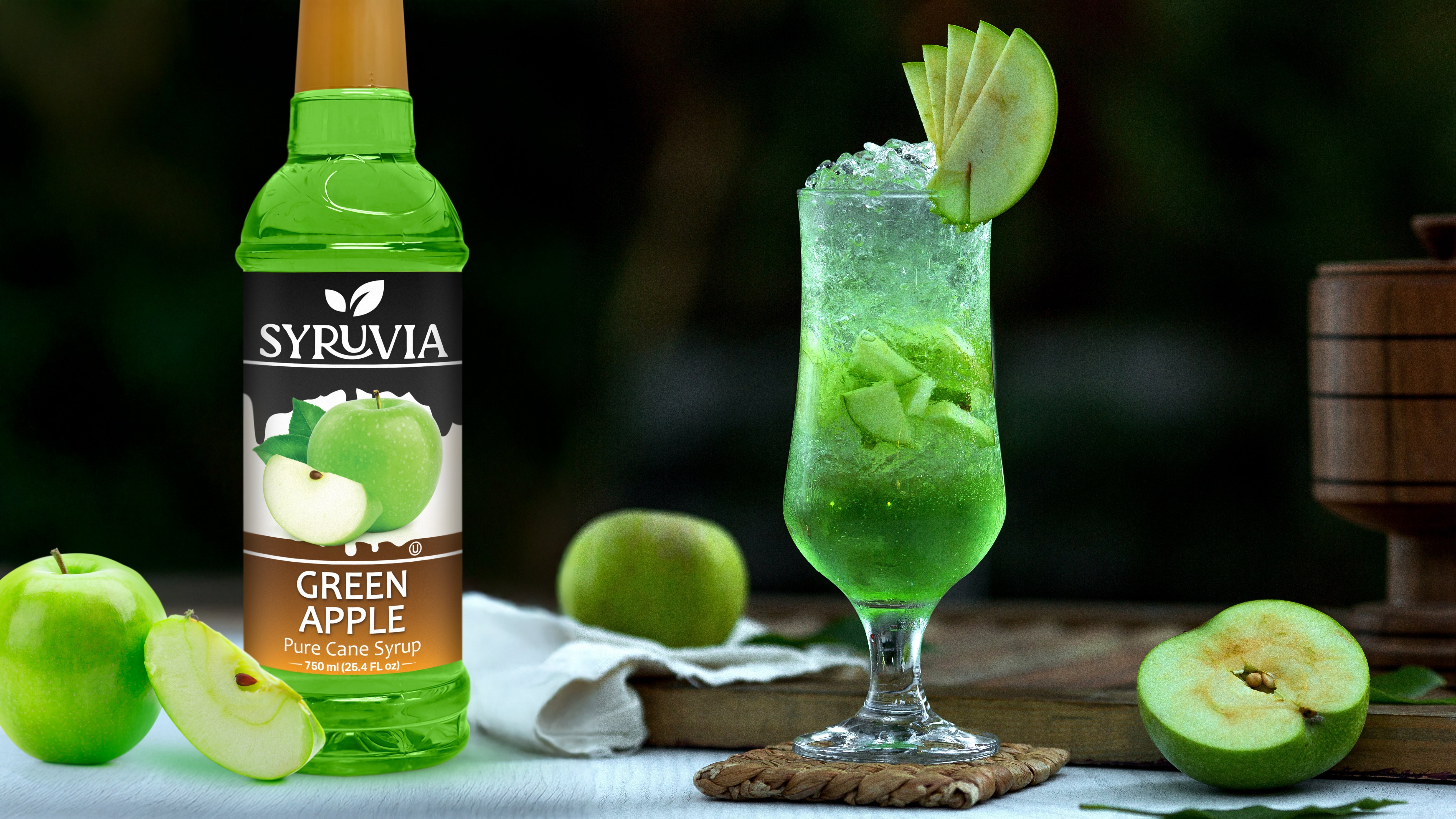 Green Apple Syrup for Cocktails, Mocktails, and Creative Drinks | Syruvia